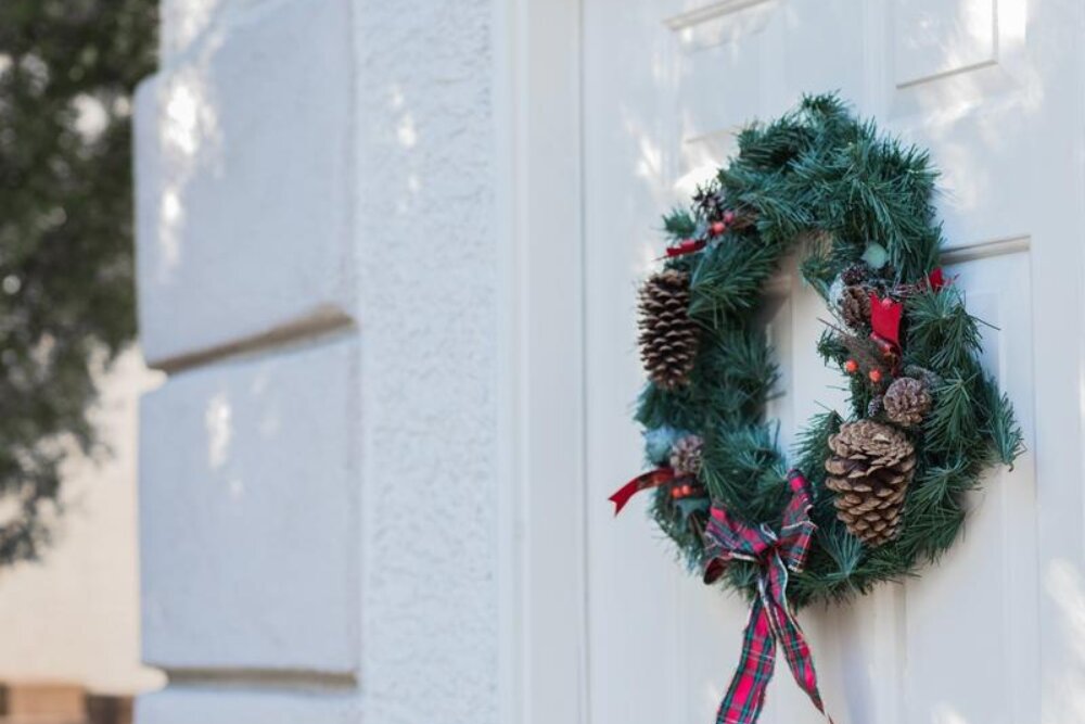DIY: create a Christmas wreath - Little Tree Garden Market